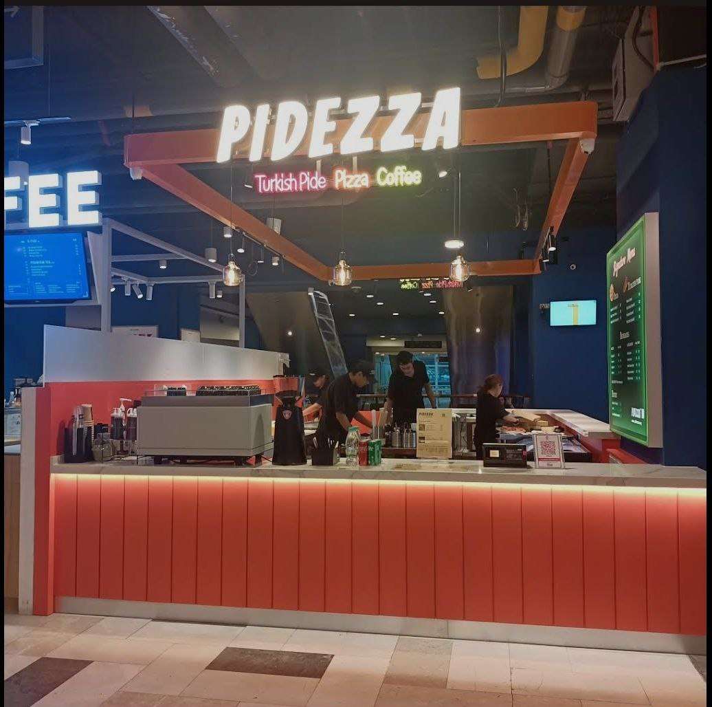 Kelazatan Pidezza: Gabungan Sempurna Pizza dan Pide di Publika - Purple ...
